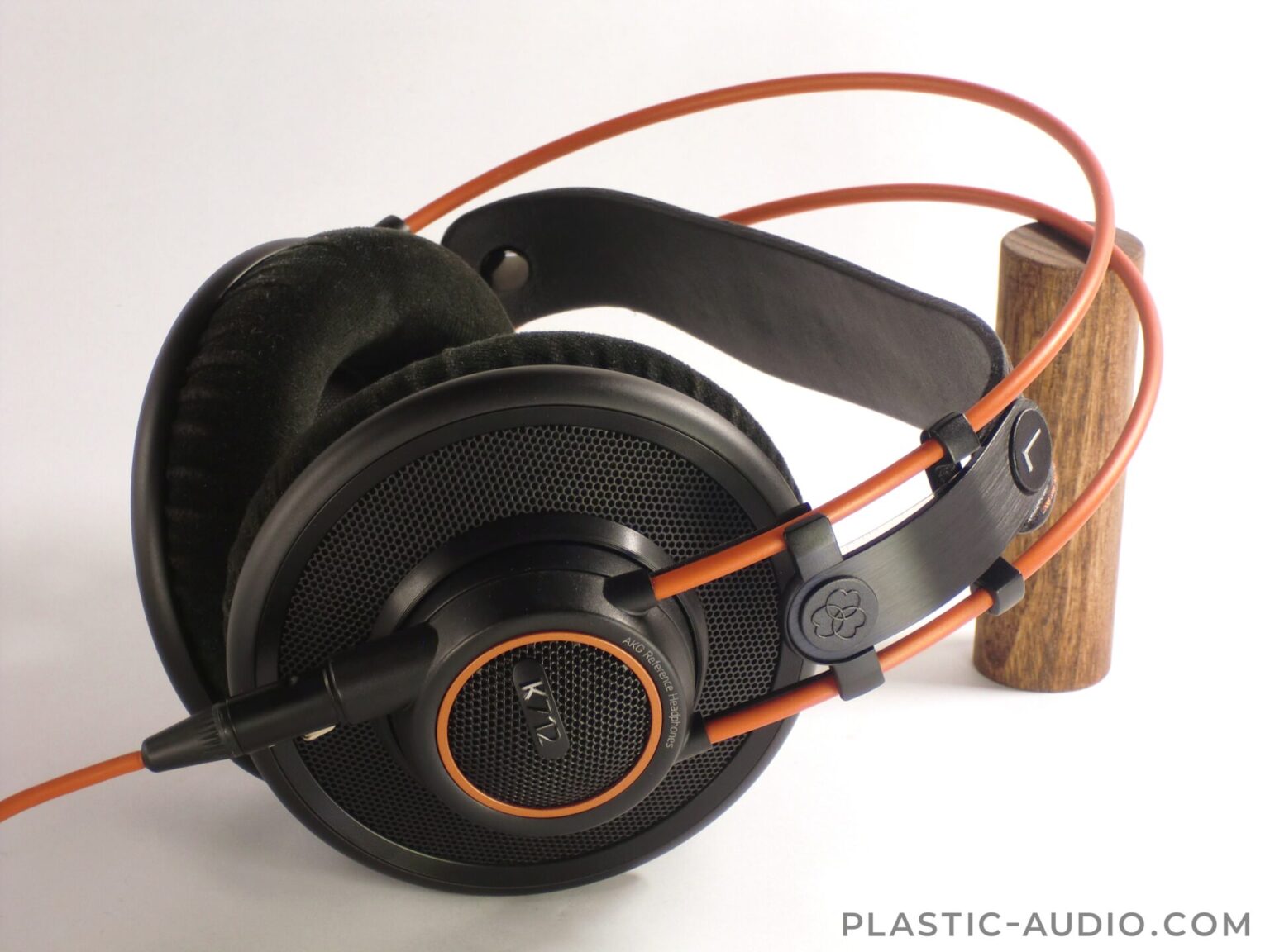 AKG K712 PROのレビュー：完成度は高いが…？ | Plastic Audio